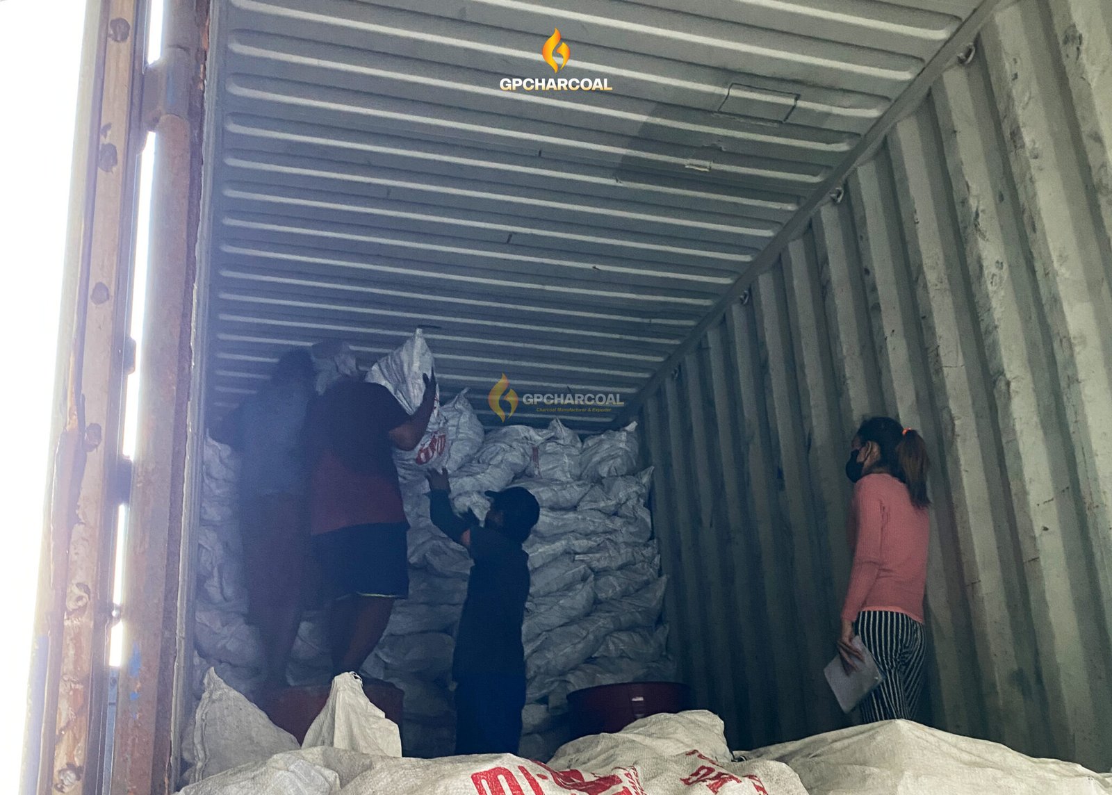 GPCHARCOAL - Hardwood Charcoal & Briquette Factory